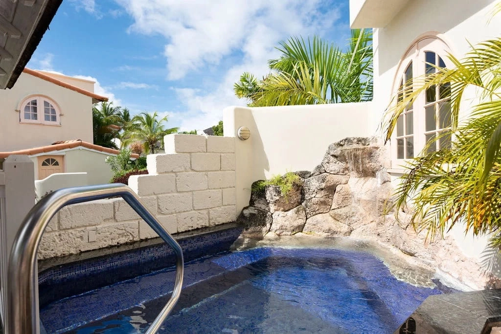 Palm Breeze, Sugar Hill Estate - Harding's International Realty